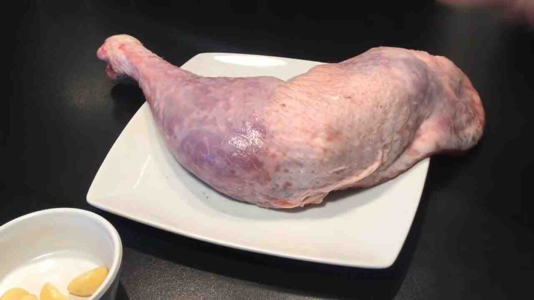 Cuisse de Dinde au Four : Recette Facile et Délicieuse